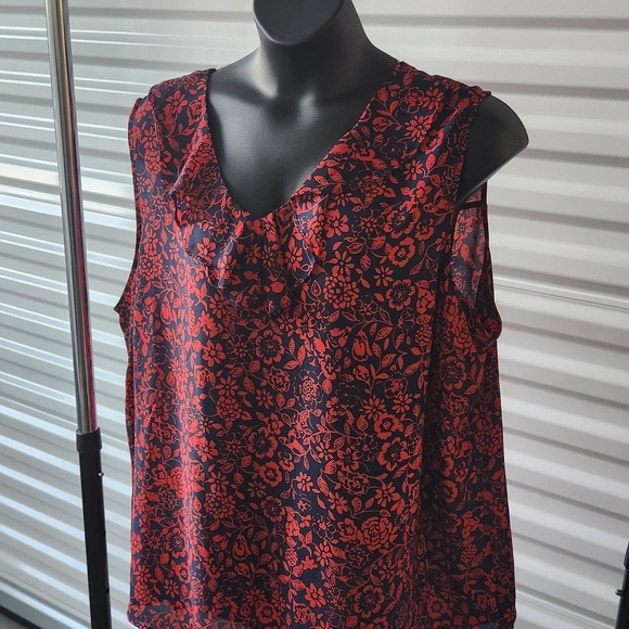 Terra & Sky | Tops | Terra Sky Red And Black Floral Blouse | Poshmark